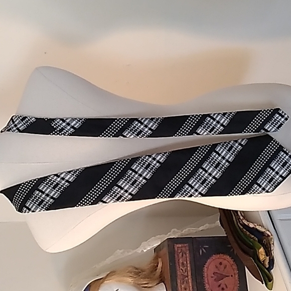 Chadwicks | Accessories | Chadwick Wembley Necktie For Blue Black Or ...